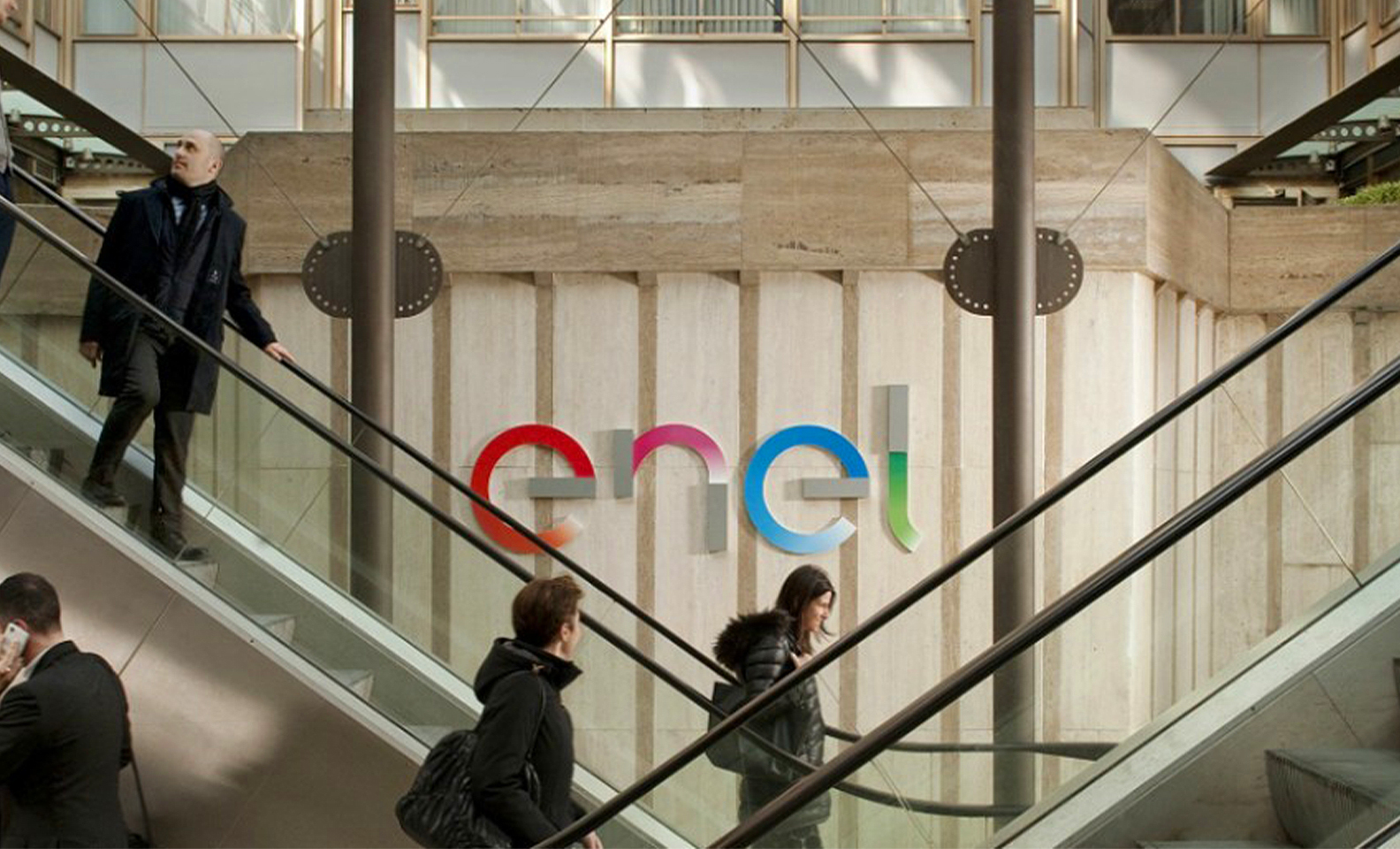 Enel Group, the 2025-2027 strategy starts a new chapter of sustainable growth and value creation ...